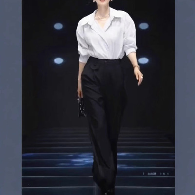 今年流行特惠25016大爱美依缘2025春季新款翻领条纹长袖衬衫高腰