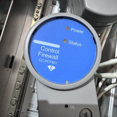 议价霍尼韦尔CCPCF901控制防火墙模块带底座CCTCF适用
