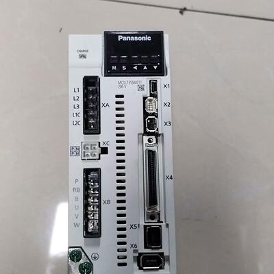 松下驱动器MCDLT35SM011750w伺服驱动器成议价