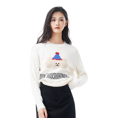 wewe唯唯套头圆领小熊印花毛衣