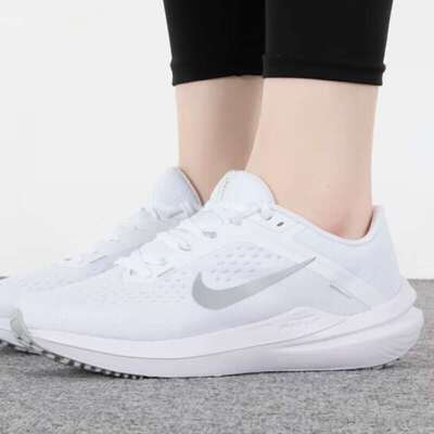 耐克女鞋AIRWINFLO10跑步鞋