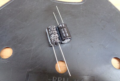 原包装 NOVER 诺华 35V470UF 发烧音频电容 RE 470UF 35V 10X16