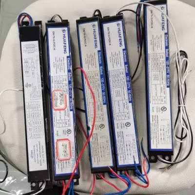 台州设备生物安全柜新款电子镇流器，型号 ENI-t8-32-P2SC