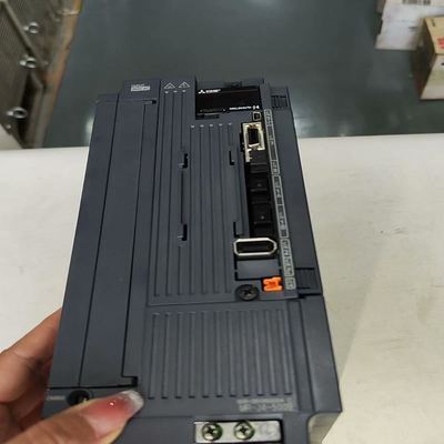 威纶触摸屏MT8070iH 拆机实物 成色如图