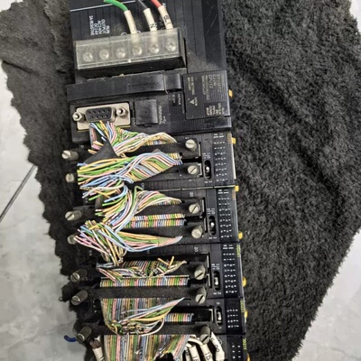 售前询价龙PLC一組CJ2MCPU12/ID261/OD261/