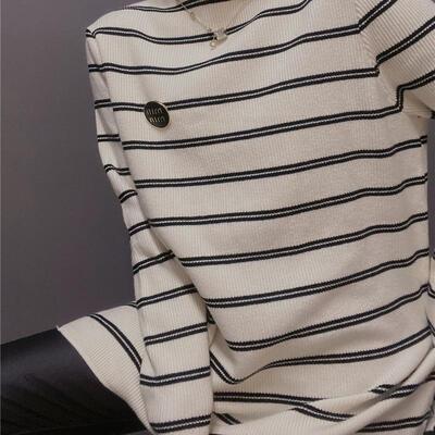 衣唯硕新款秋冬针织打底衫上衣女