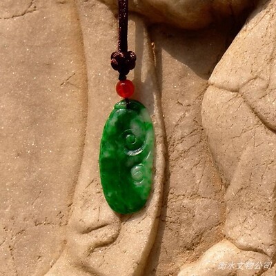 天然A货缅甸老坑翡翠吊坠挂件