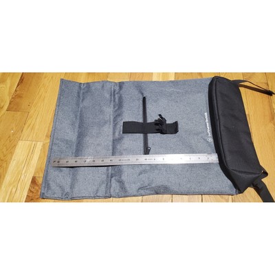 LUFTHANSA TECHNIK 包 全新。 17x16x4 银色