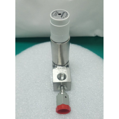 Tescom 12-1J95AAED - 086 调节器,二手,CN+97250