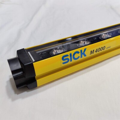 SICK M4000 光束安全设备接收器。 M40E-65A105RA0 型 PN: 120058