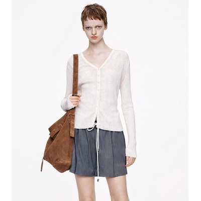 早春薄款2026白色亚麻针织开衫女高级v领长袖显瘦上衣