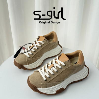 SGIRLTWTW高级设计感休闲鞋女