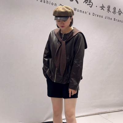 9849芮娜依莲秋款新品可拆披肩木耳边可抽绳减龄外套加大码女装