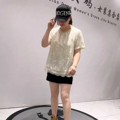 3061女权贵族初夏新品女人味一手长微起肩简洁气质衫加大码女装