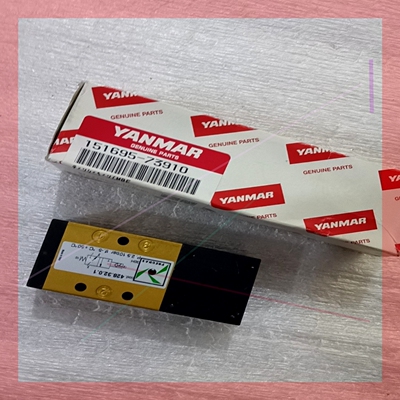 询价!428.32.0.1 洋马6EY18ALW上用的马达启动电磁阀