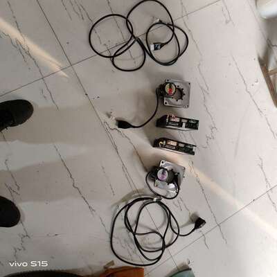 拆机件中控转台DGM130R-ARAC和驱动器ARD-C一套