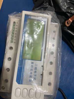 威胜DTSD342三相四线电子式多功能电能表未使用