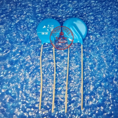 S14K300   S14 K300  (压敏电阻)    直扦  新的 一个起拍