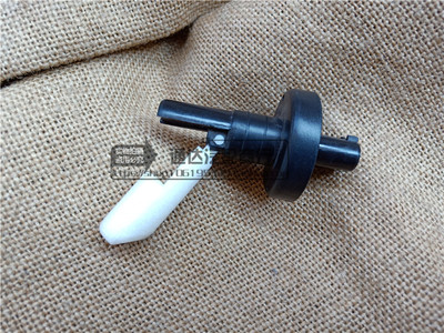 适用于奔驰W203 W211 C200 C240 E240 E280雨刮喷水壶水位传感器