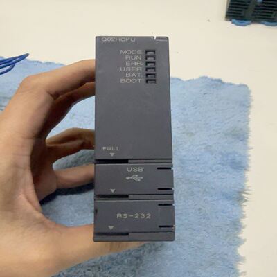 三菱Q02HCPU PLC模块