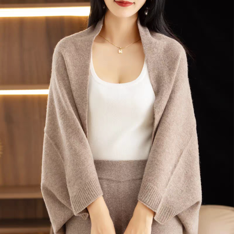 秋冬100%纯羊毛围巾披肩两用女宽松针织斗篷开衫毛衣外套披风围脖