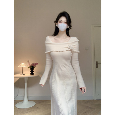 喇叭袖设计感收腰显瘦花朵气质