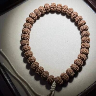 精品文玩纯血老树王小金刚菩提子花王梅花手串单圈原籽男女108颗