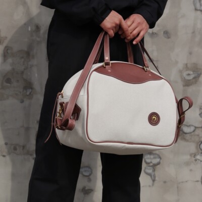 头盔包 可同时放下一个全盔+一套护膝+一套护肘+零碎小物