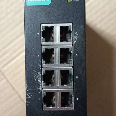议价摩沙以太网交换机 EDS－108 1只，EDS－2