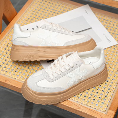 LUMES路觅斯 超火厚底德训鞋2026新款春季女百搭休闲轻便阿甘鞋子