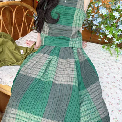 4video森系绿色纯亚麻吊带套装