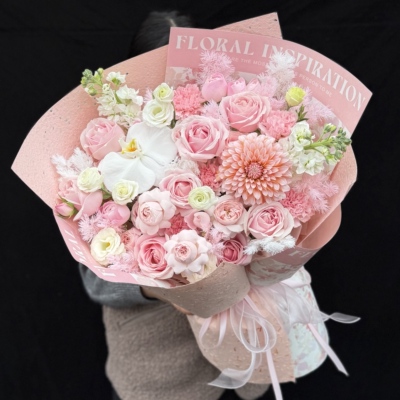 西安花店康乃馨百合花束同城配送