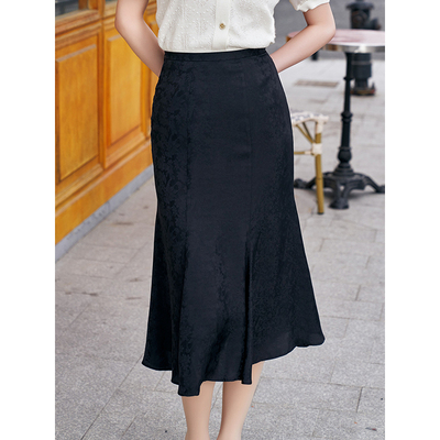 黑色暗纹提花摇曳生姿鱼尾半身裙