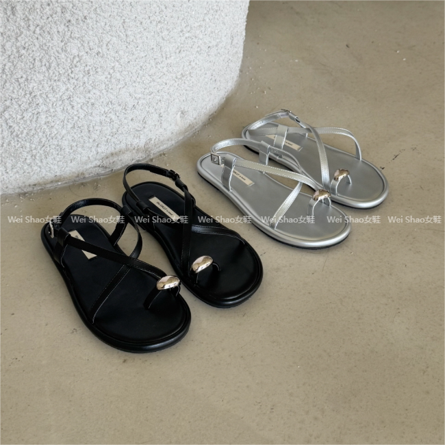 韩国东大门代购夏季现款凉鞋交叉细带金属扣套趾平底休闲凉鞋女鞋