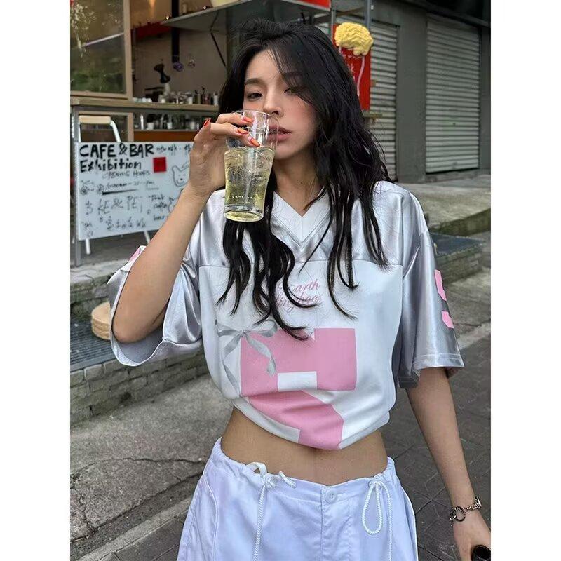 设计感小众仿缎面v领球衣t恤男女夏季美式酷辣休闲运动短袖上衣bf