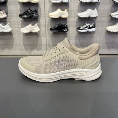 Skechers斯凯奇Go Walk 8闪穿健步鞋女士舒适耐磨运动鞋125932