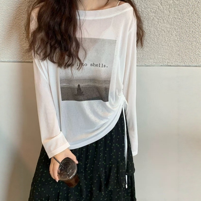 one seven字母图案一字肩防晒T恤女2026夏款褶皱抽绳百搭长袖上衣
