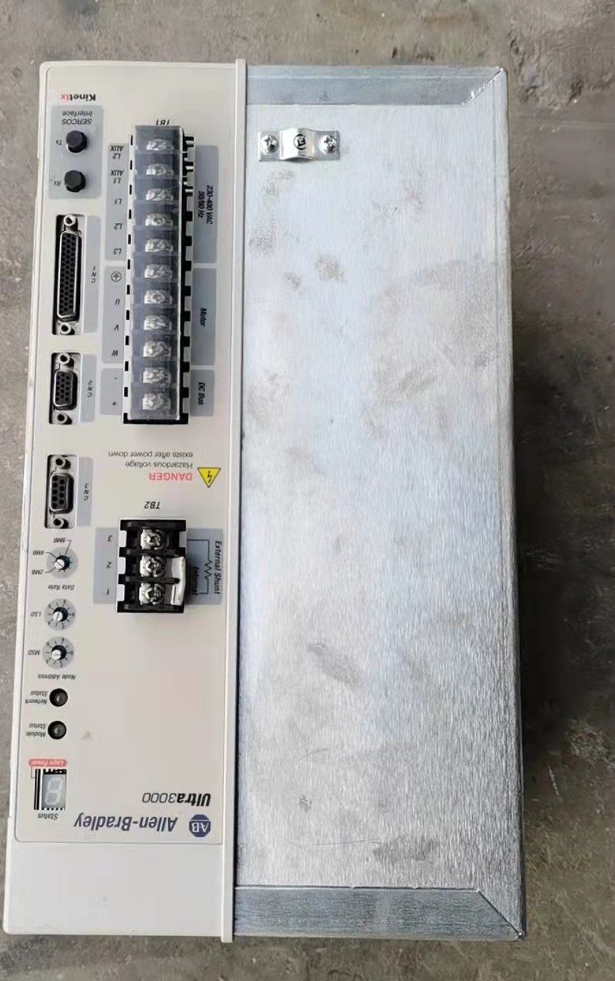 议价AB司服驱动器，2098-DSD-HV220-SE，成色漂亮议价_虎窝淘