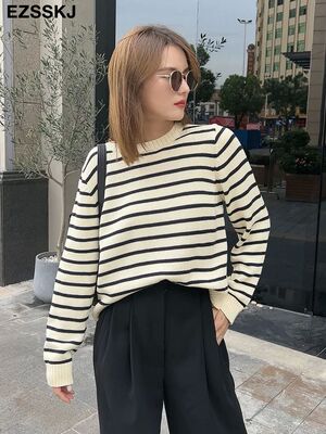 o-neck Black white stripe Loose Long sleeve sweaters women's