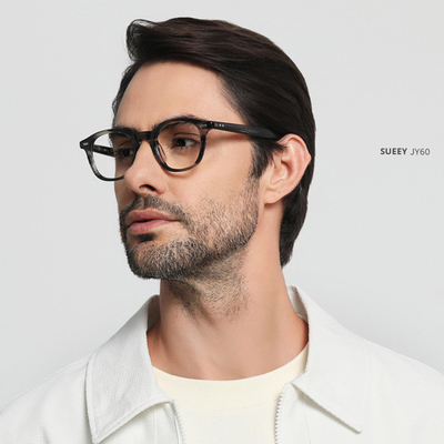 成熟造型全框纯钛眼镜架规整轮廓