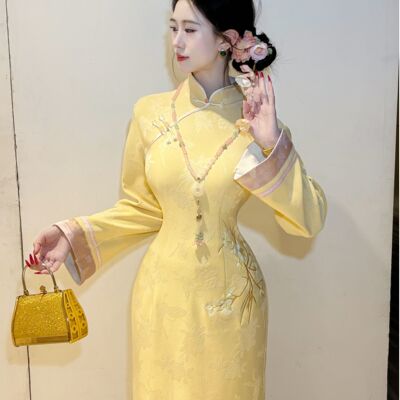 LHMknk1画报夫人原创自制秋冬厚款粉色旗袍刺绣倒大袖 鹅黄粉黛