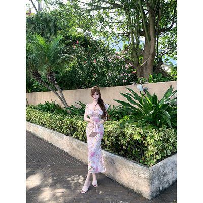 With 99jiu【香榭粉絮】法式碎花连衣裙御姐度假修身显瘦包臀长裙