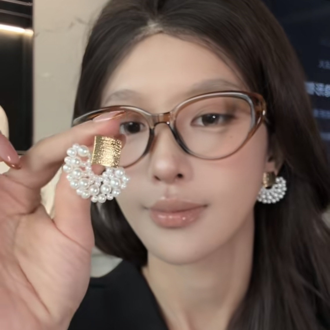 复古法式扇形拉丝珍珠耳钉耳环女气质独特设计感时尚个性配饰耳坠