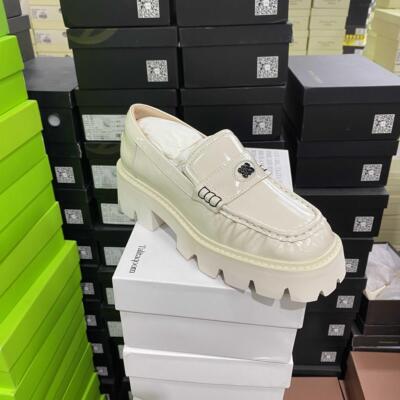 E厚底压线单鞋8301米白色