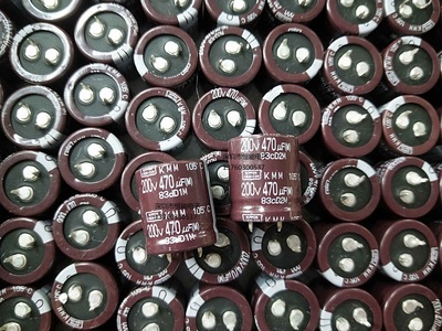 日本黑金刚200V470UF 25X30 NIPPON化工 全新原装 牛角铝电解电容