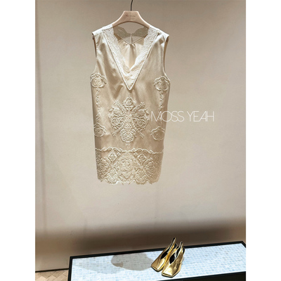 Moss烨 〓设计师〓精致重工刺绣 蕾丝V领拼接无袖丝绵连衣裙