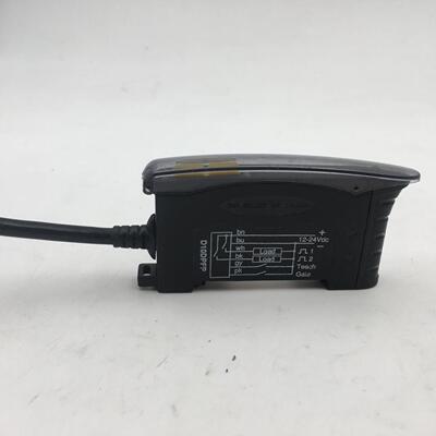 邦纳BANNER光纤放大器D10DPFP 实物图 包好