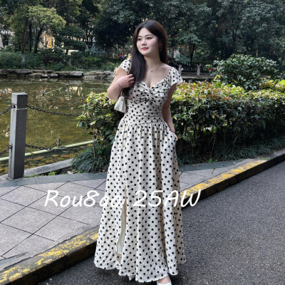 Rou8ao微胖大码女装法式高级感波点连衣裙胖mm褶皱收腰显瘦连衣裙
