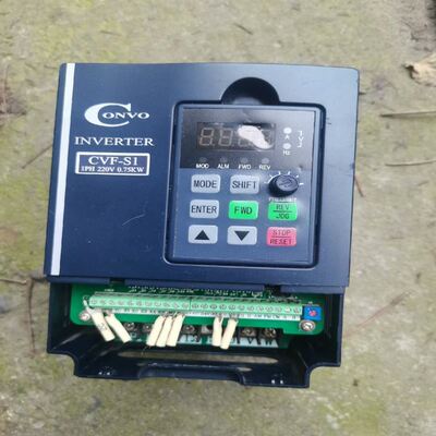 基恩士 PZ-G102N 光电传感器，实物图片