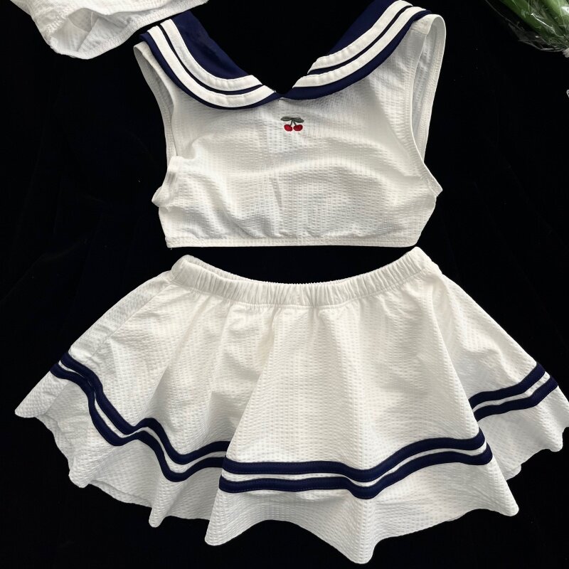 幼儿童游泳衣2025北欧新款小宝宝连体泳衣夏季女童海军风分体泳装